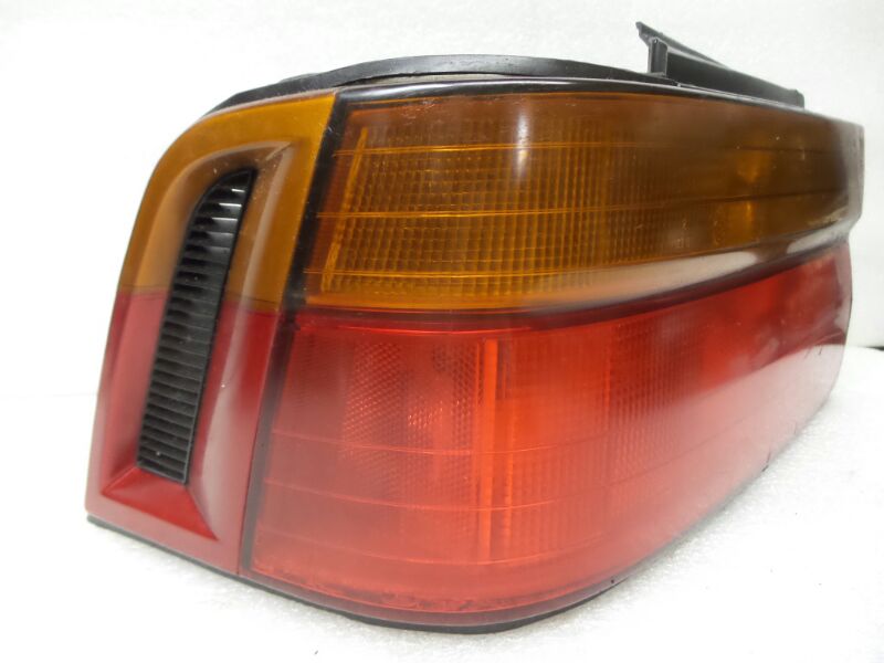 Left Tail Light Assy Crack On Side Fits 1989-1990 Legend